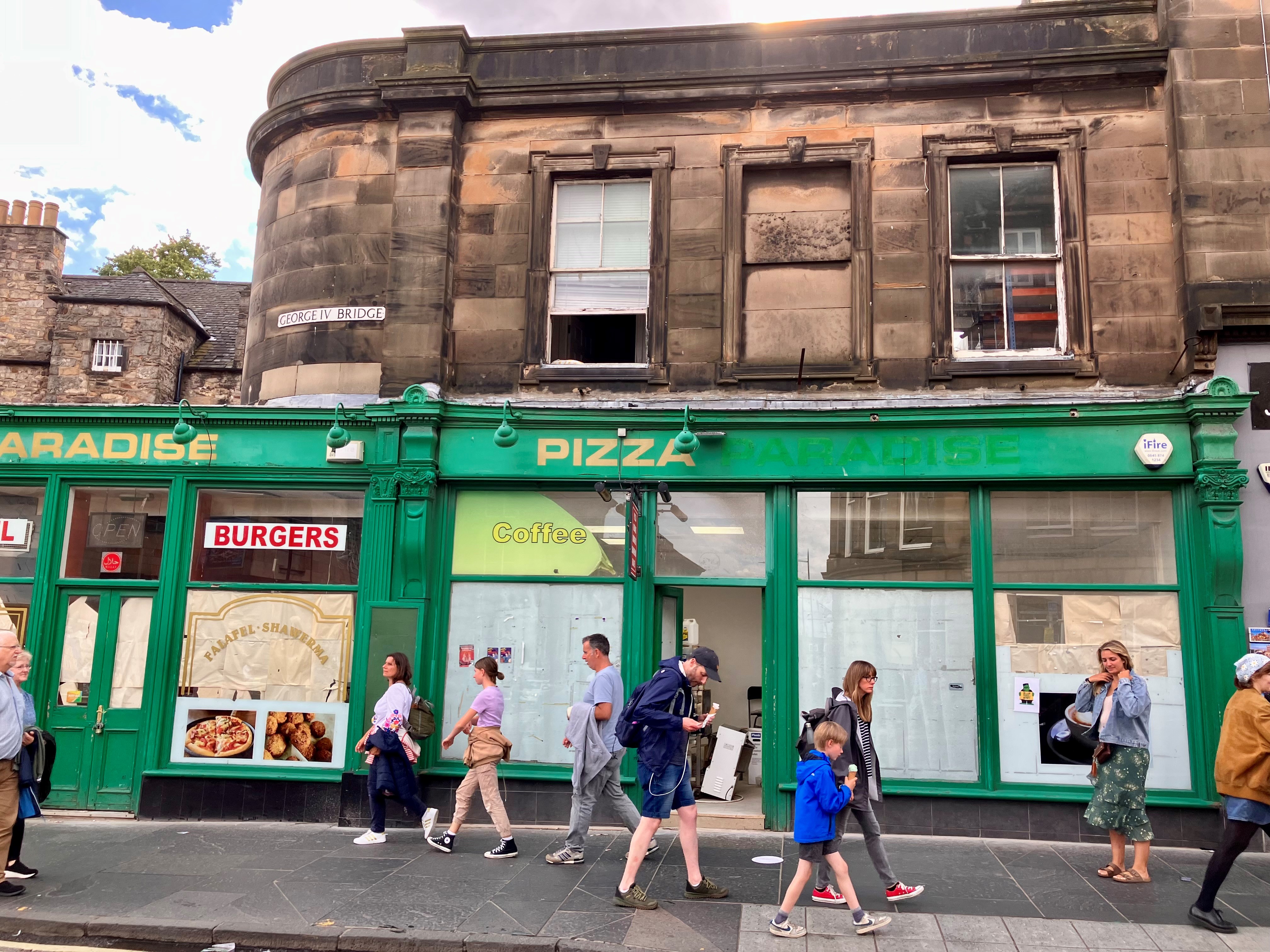 28 George IV Bridge – Tenement Town